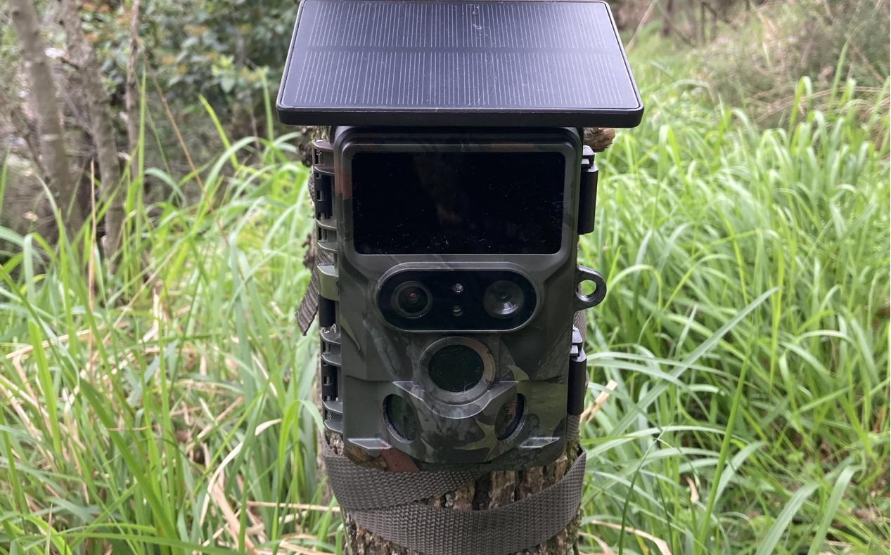 Using Cameras to Track Game Movements